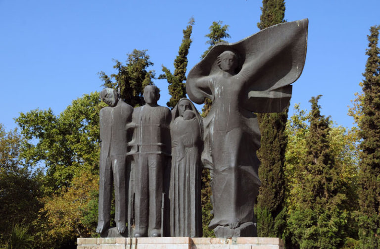 Θεσσαλονίκη - Δημοτικό Μουσείο Καλαβρυτινού Ολοκαυτώματος